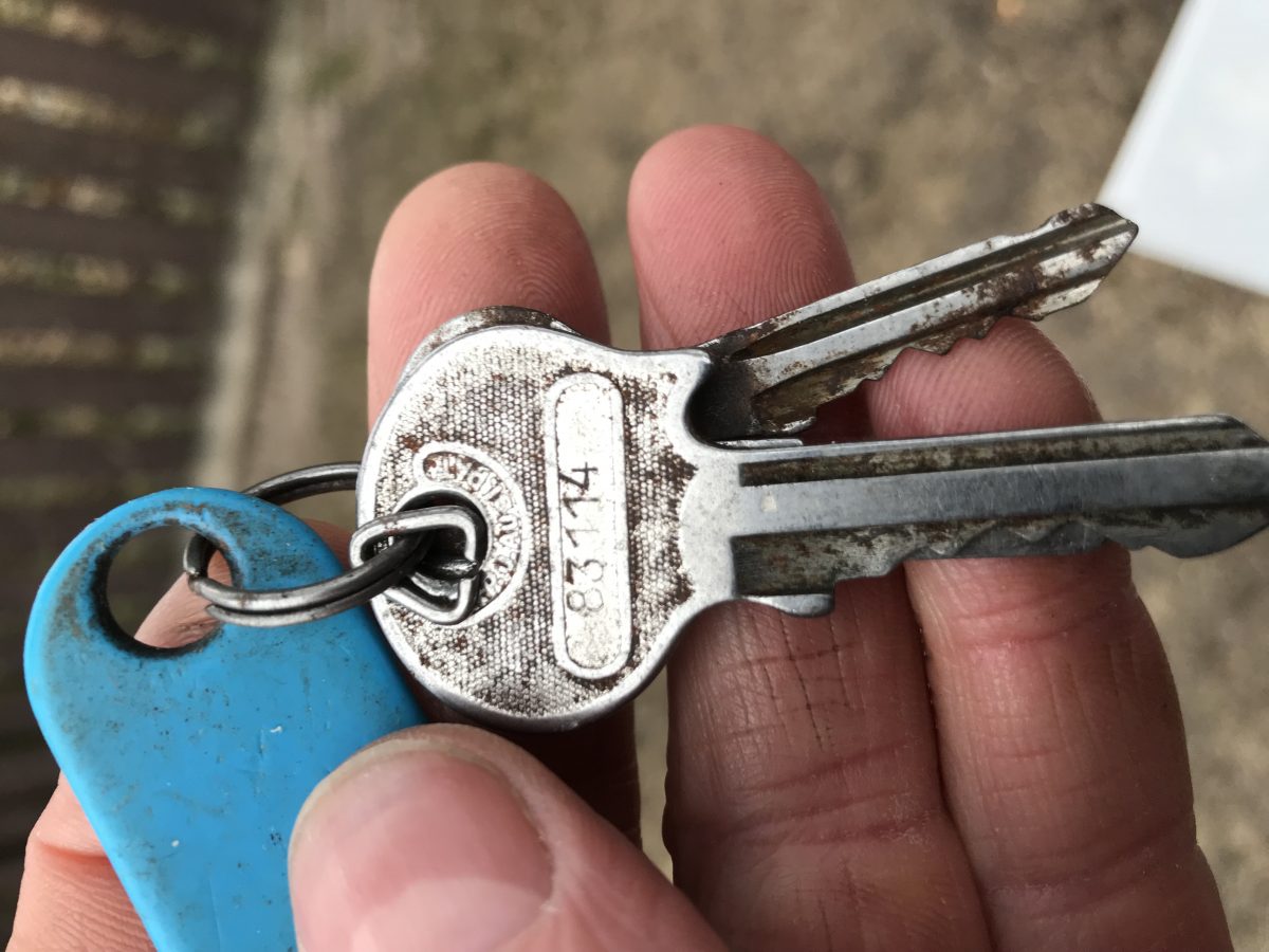 Neiman Key – Mercedes Benz 180db